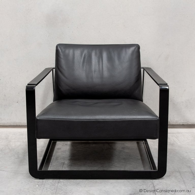 Gaston leather lounge chair by Vincent Van Duysen for Poliform – Design ...