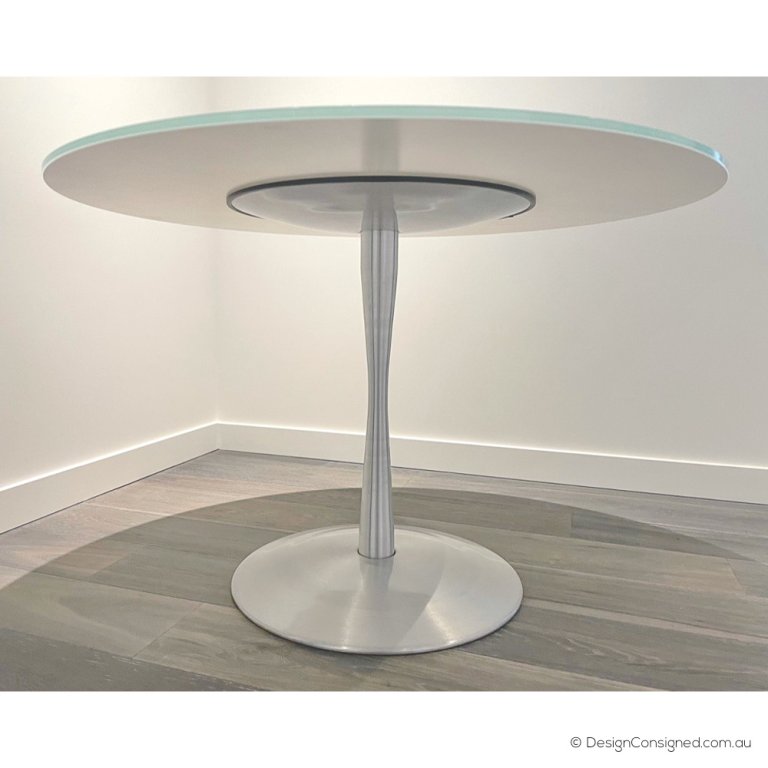 UGI round glass table by Australian designer Thomas Jacobsen - Design ...